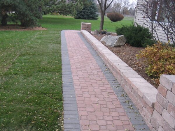 WALKWAYS - Grow Rite Landscape